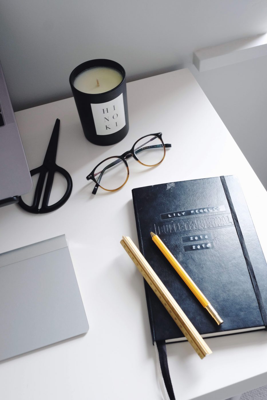 5 SMALL THINGS I DO TO FEEL MORE ORGANISED – Lily Pebbles